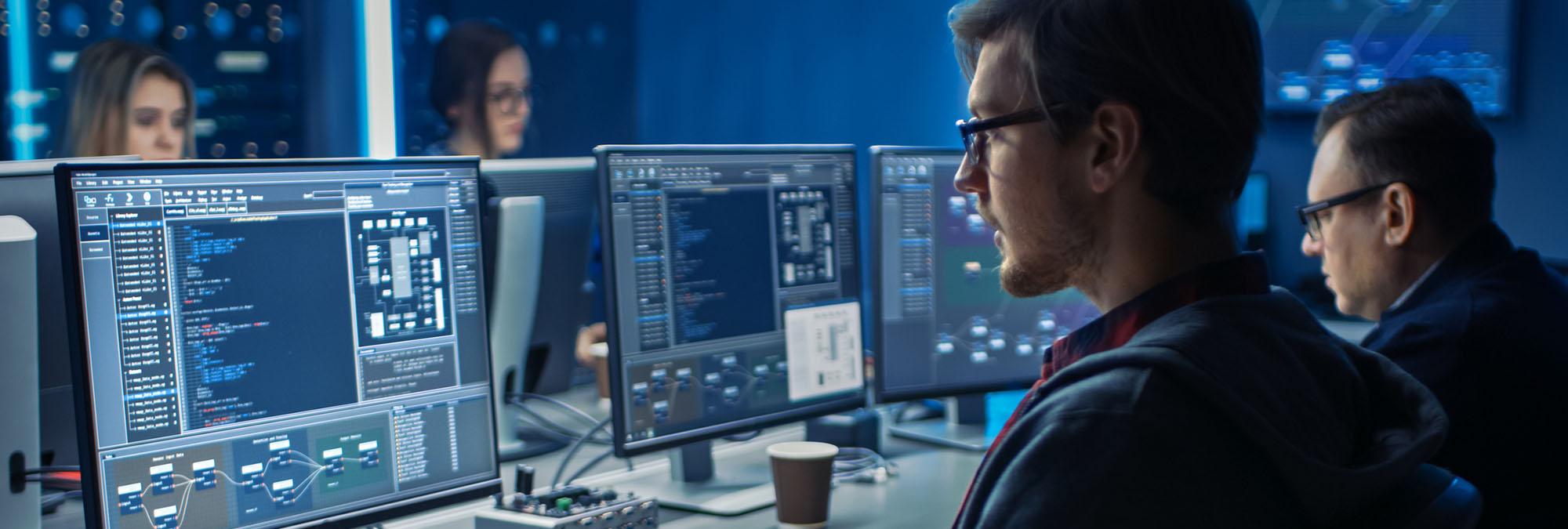 O que faz um analista e desenvolvedor de sistemas? Descubra as ...